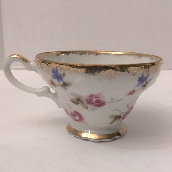 Kitchen | Vintage Teacup With Gold Trim And Flowers | Poshmark